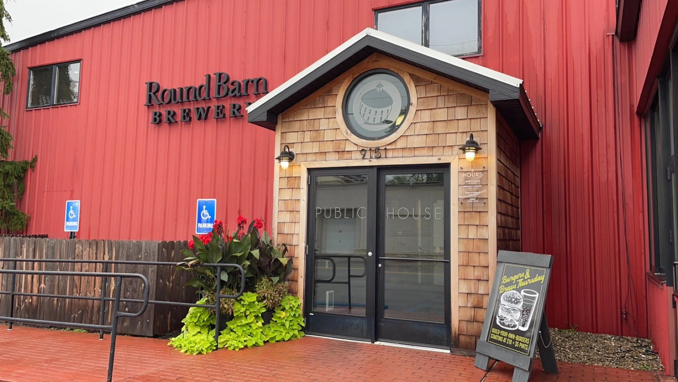 Round Barn Public House